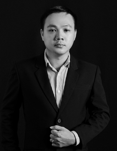 VERTICAL STUDIO PEOPLES